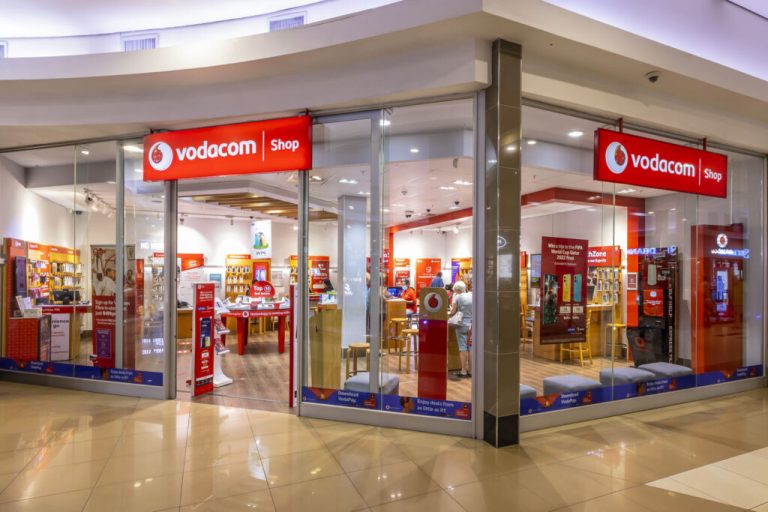 Best Vodacom SIM Cards and eSIM for Tourists 2024